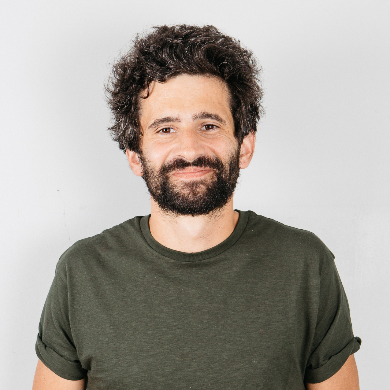 Hugo Kajdas – Medium