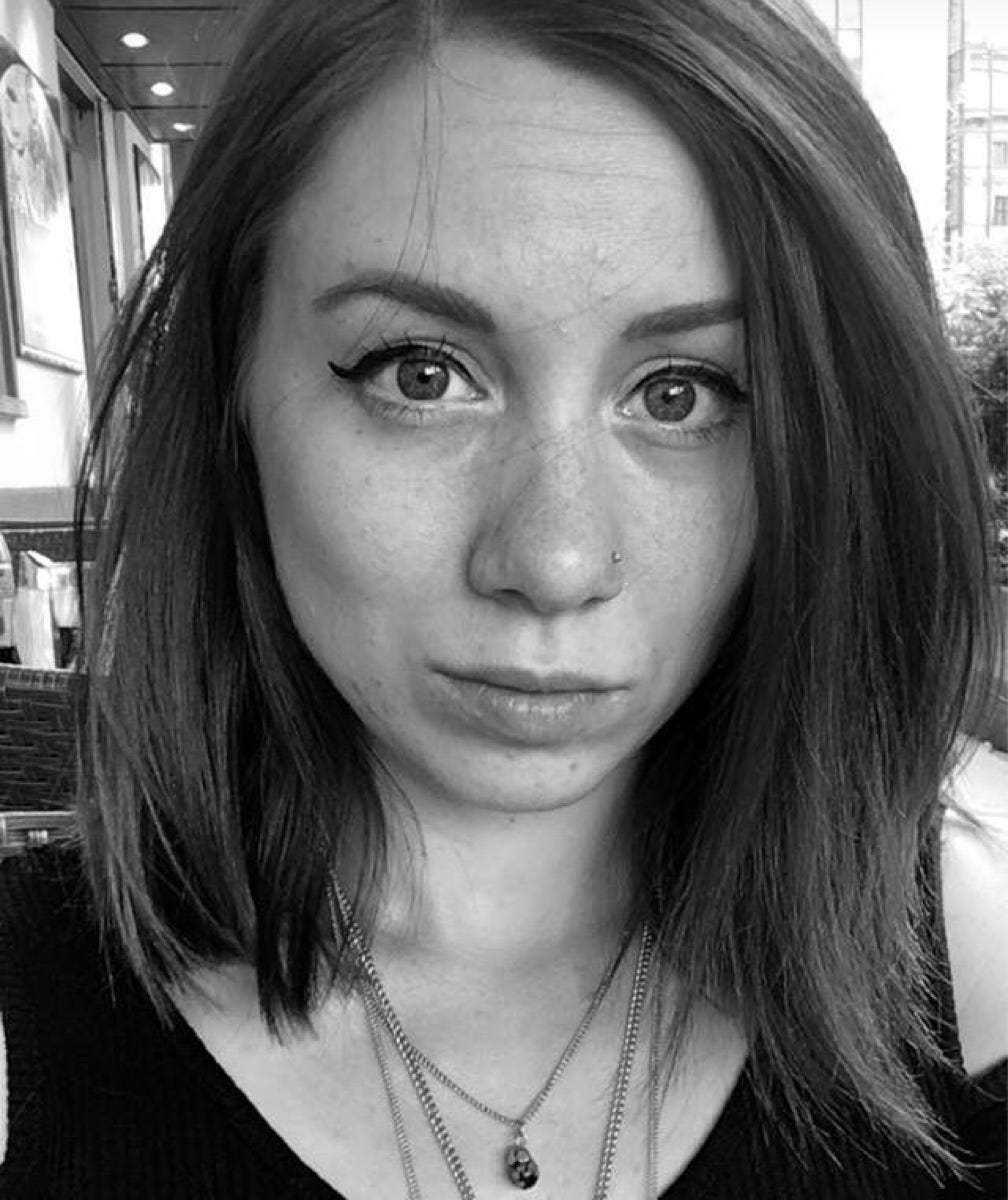 Hannah Gray – Medium