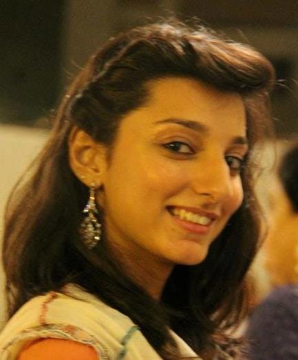 Sarah Zafar – Medium