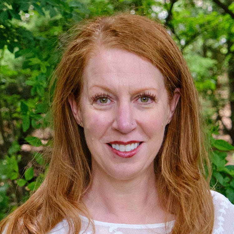 Kelly Handley – Medium