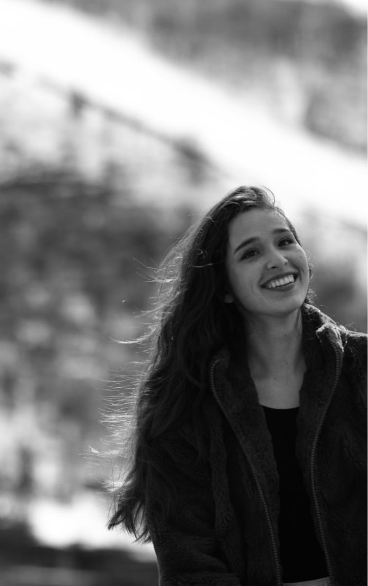 Dayva Summer Escobar – Medium