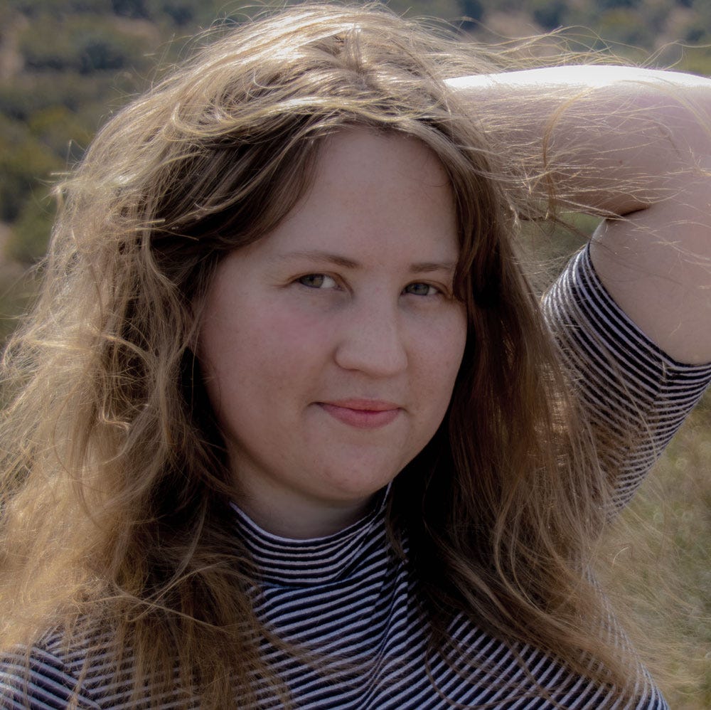 Lize Tait – Medium