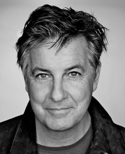 Stephen Schubert – Medium