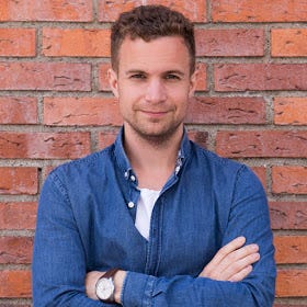 Michael Thelin – Medium