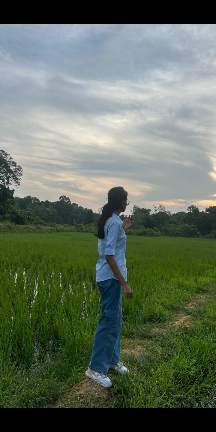 Basundhara Som – Medium
