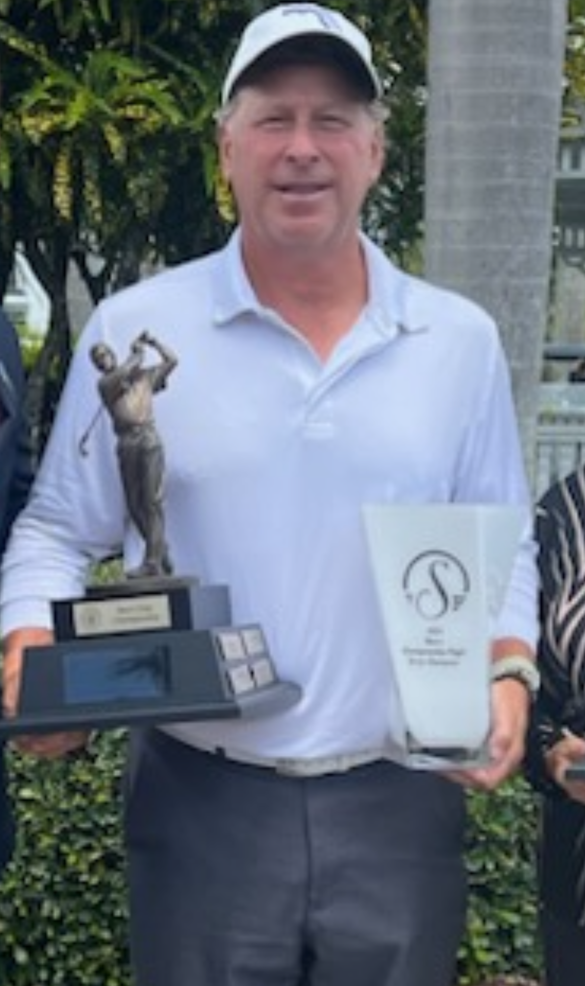 Craig Izenstark – Medium