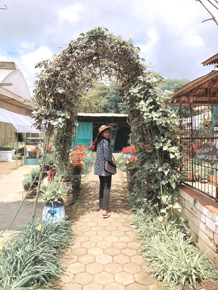 Annisa Nurul Aziza – Medium