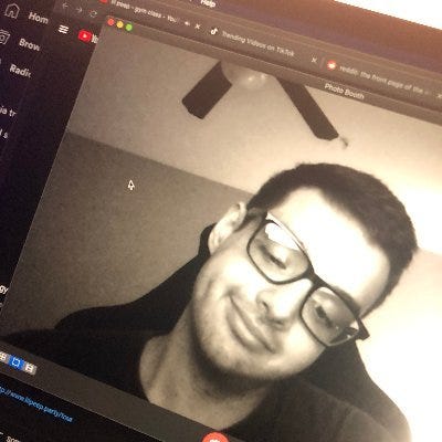 Joey Colon – Medium