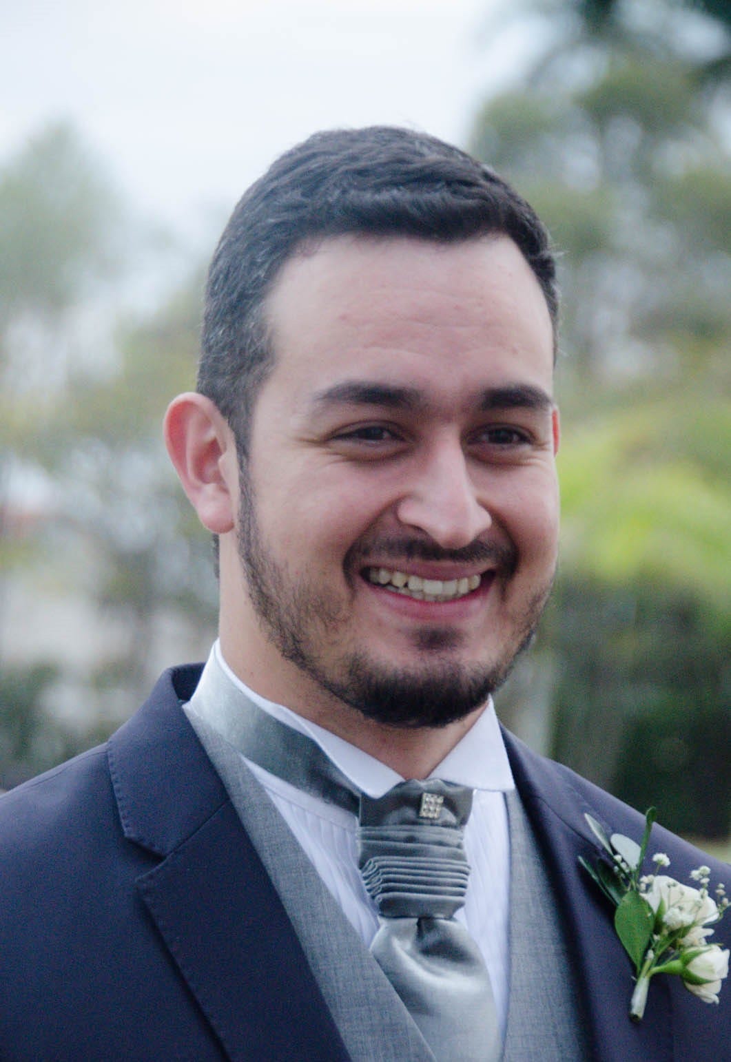Andre Bueno – Medium