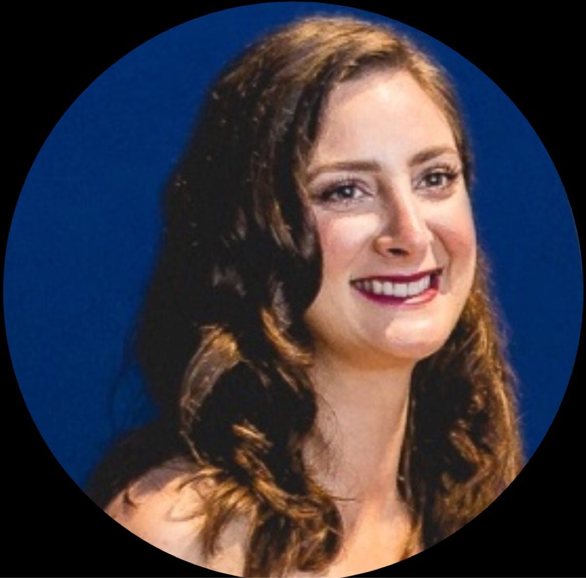 Desi Bogdanova – Medium