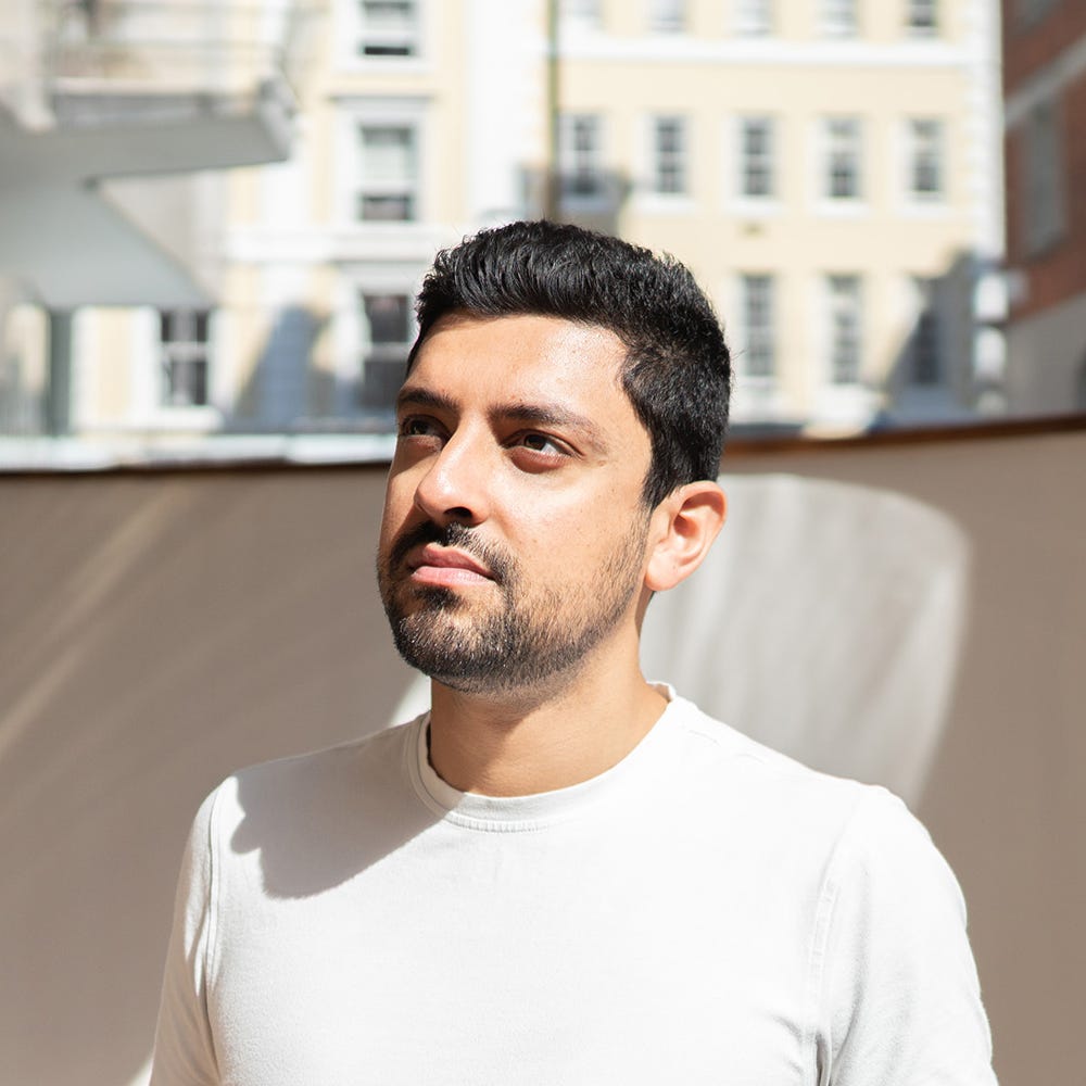 Leonardo Ali – Medium