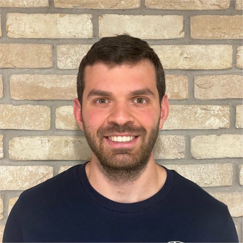 Filipe Lauar – Medium