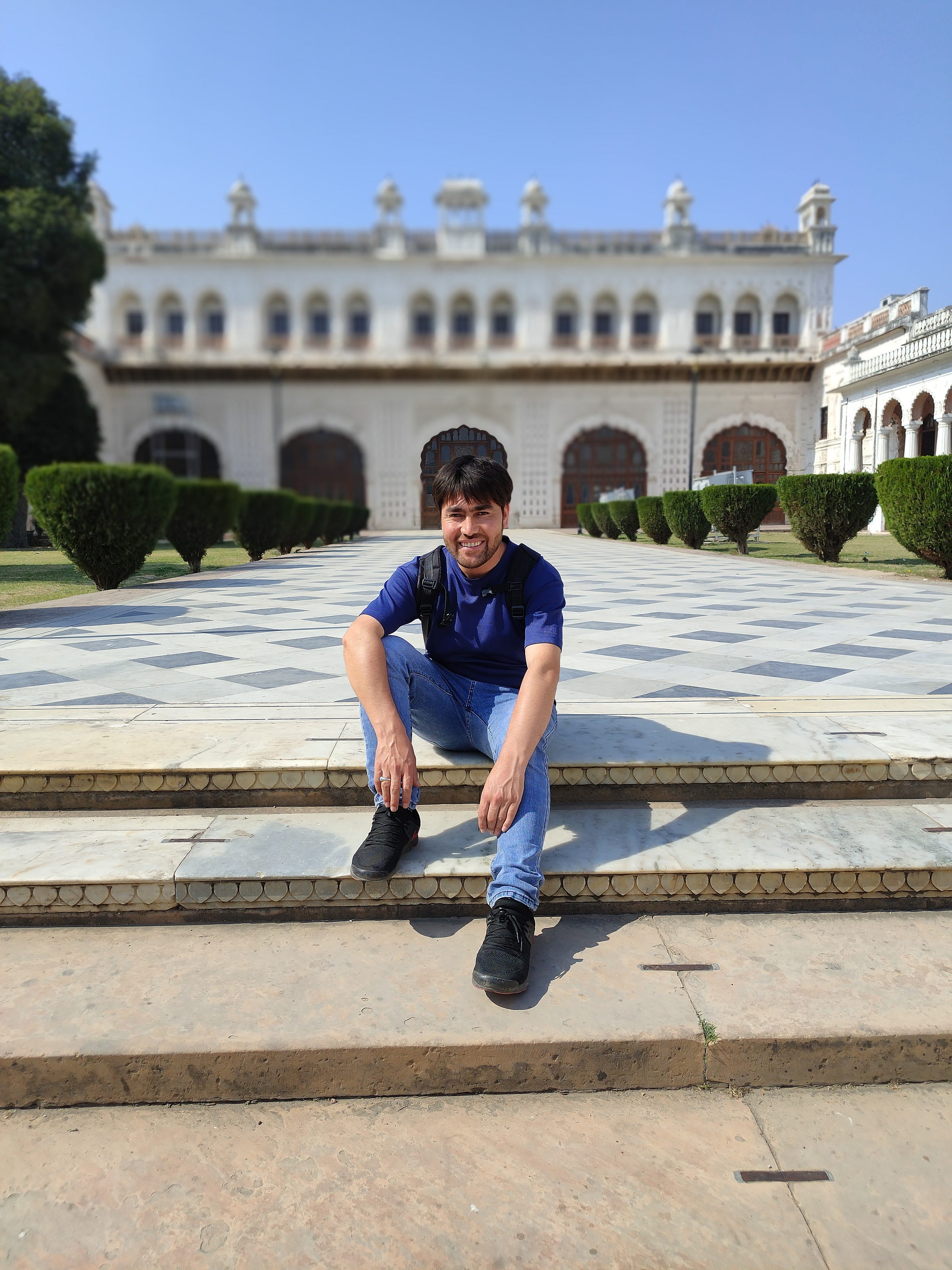 Rohullah Sarwari – Medium