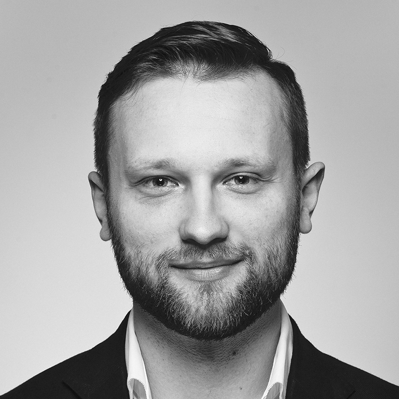 Alexandr Viniychuk – Medium