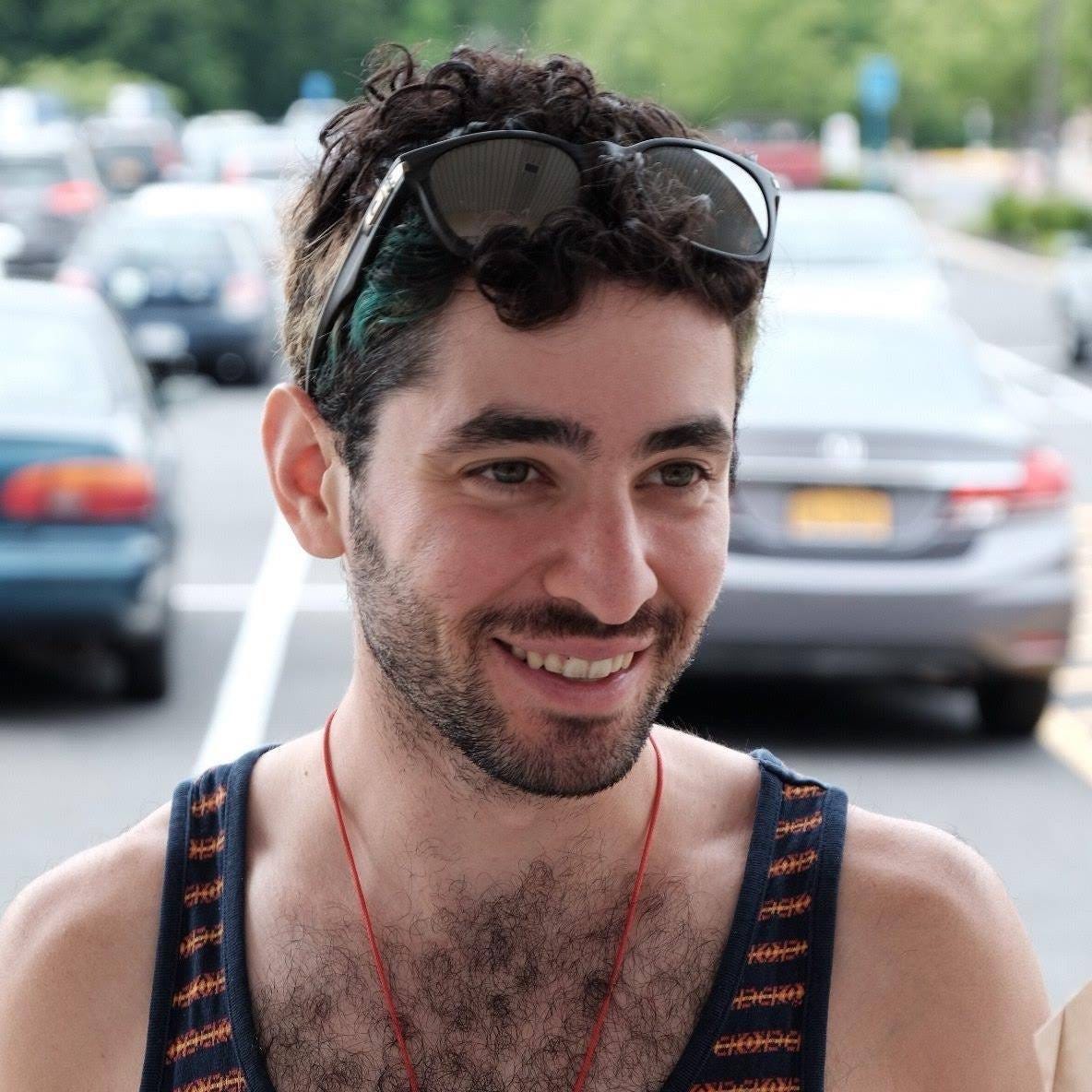 Arye Zucker – Medium