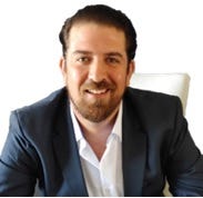 Fidel Mora C. – Medium