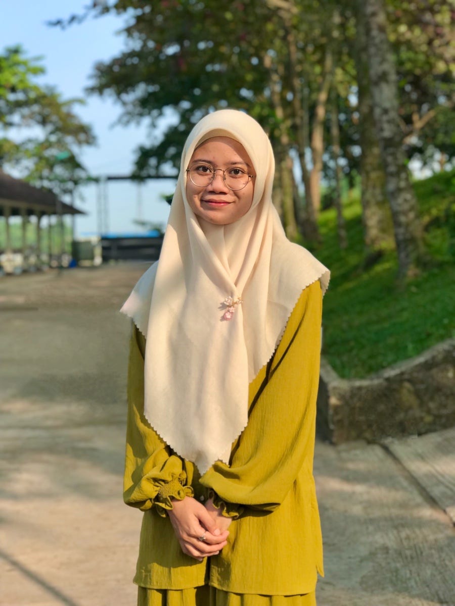 Nashiha Ulya – Medium