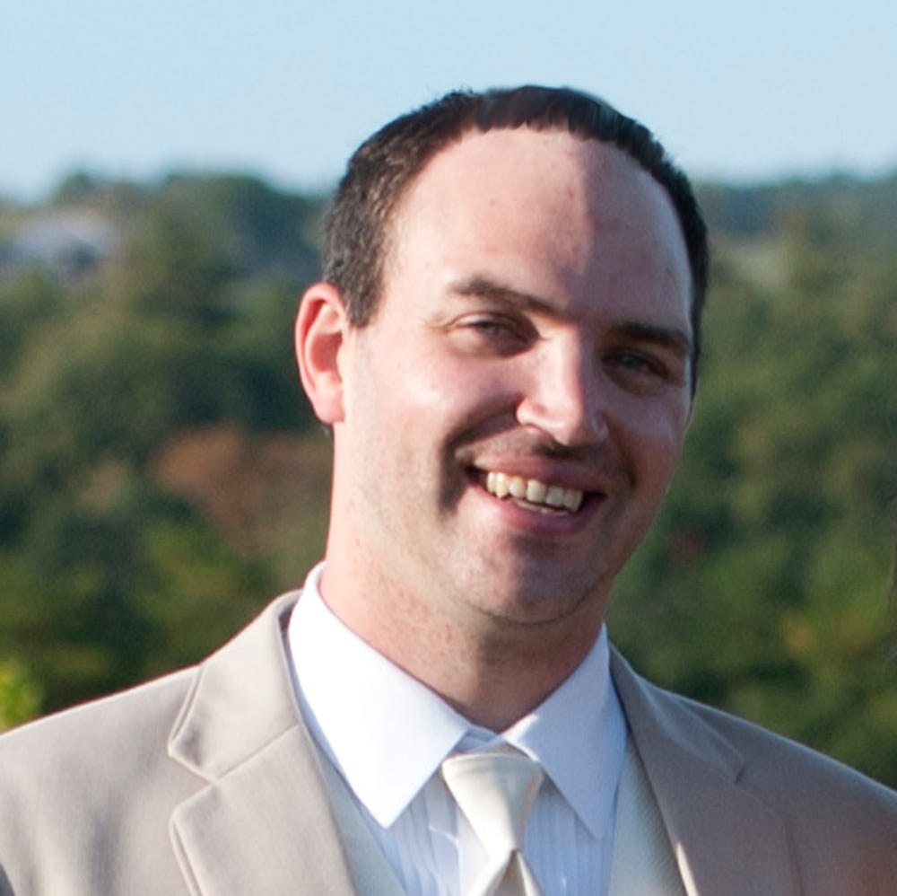 Anthony Cavallaro – Medium