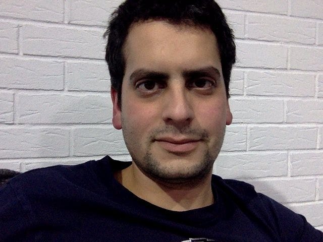 Raja Baz – Medium