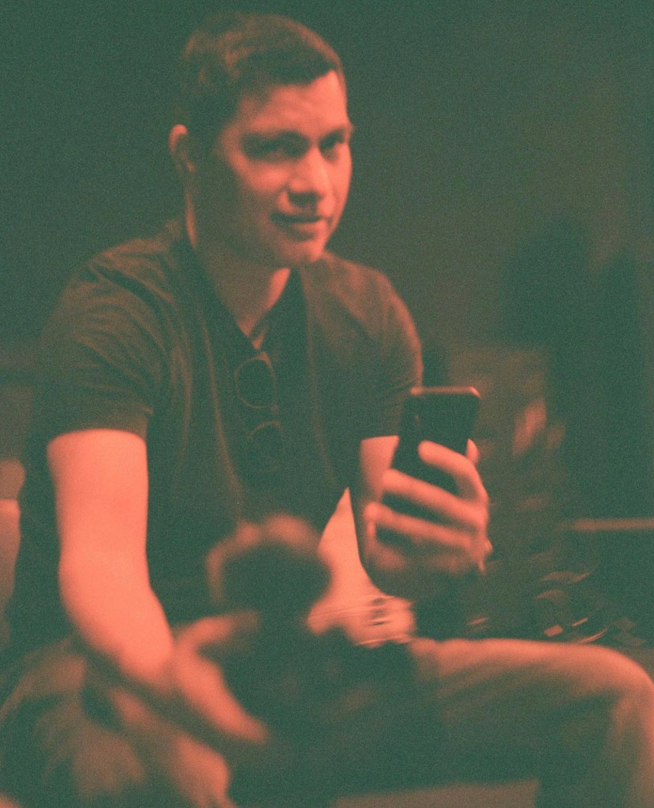 Richard Frias – Medium