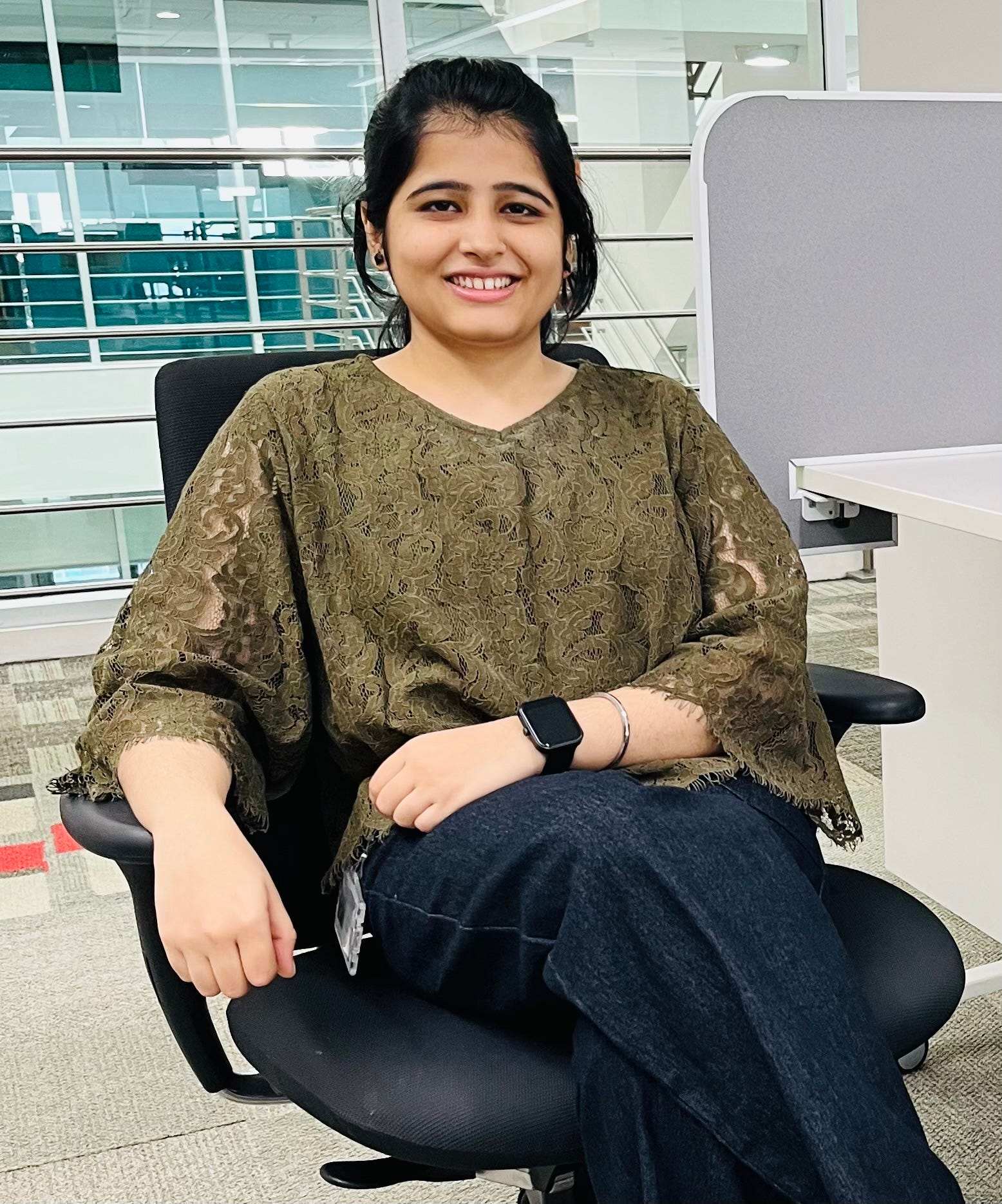 Disha Sharma – Medium