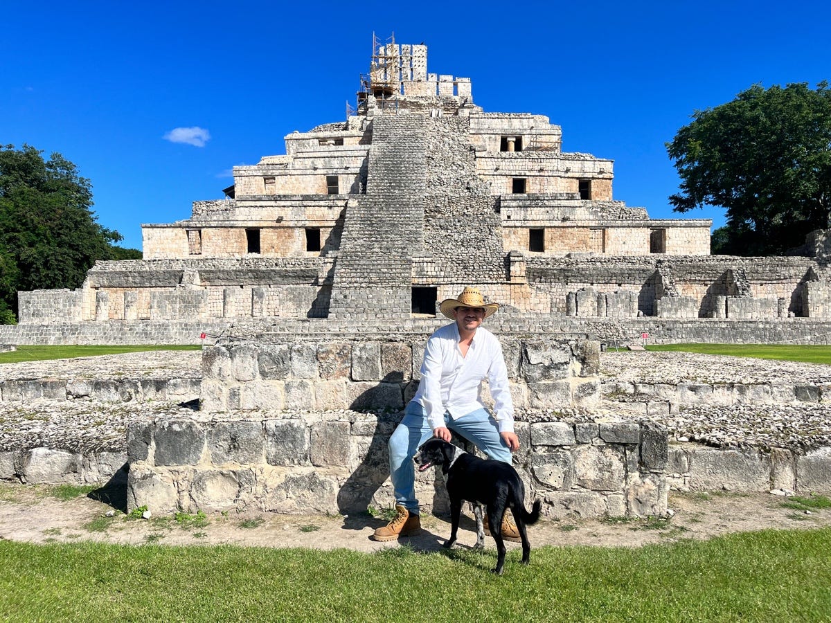 Ivan Jacobo Melo – Medium