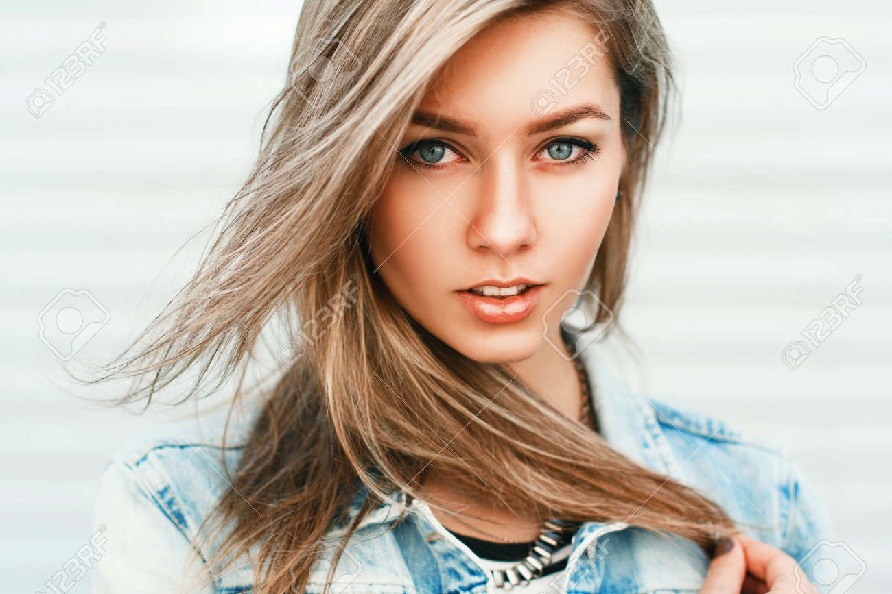 Aliyah Schultz – Medium