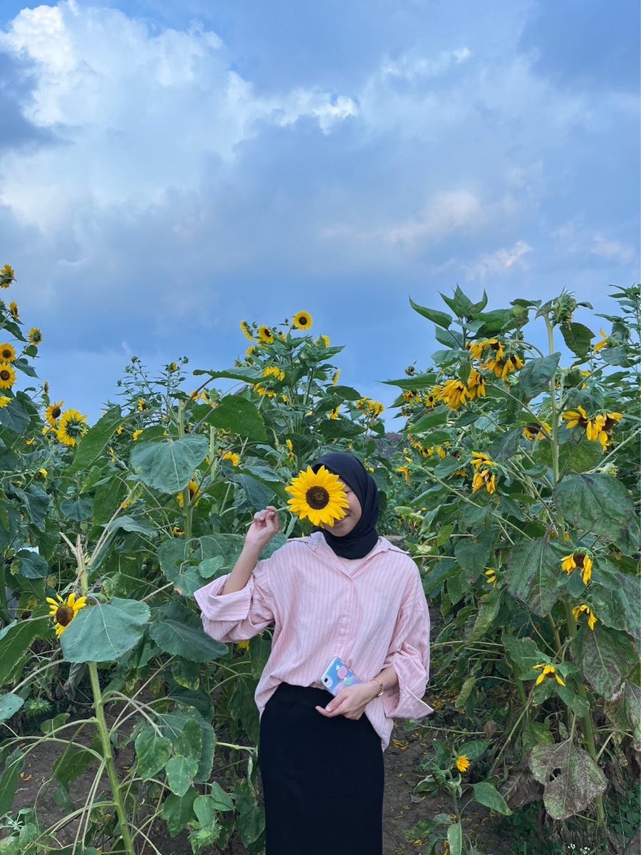 Suri Nurtsalits – Medium