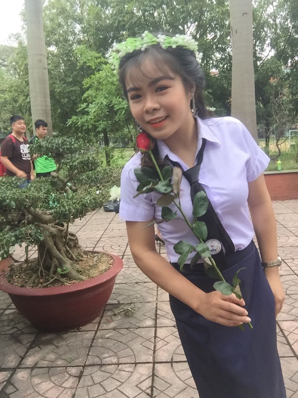 Duc Khue – Medium