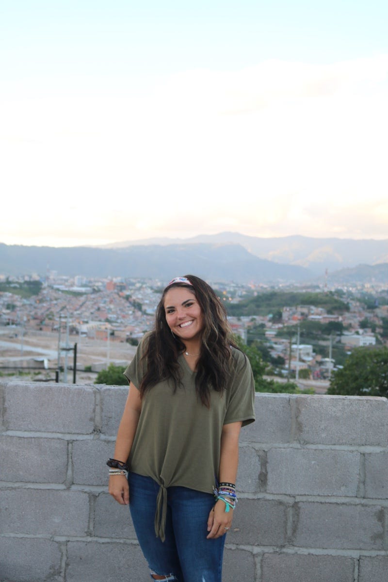 Maddison Teal – Medium