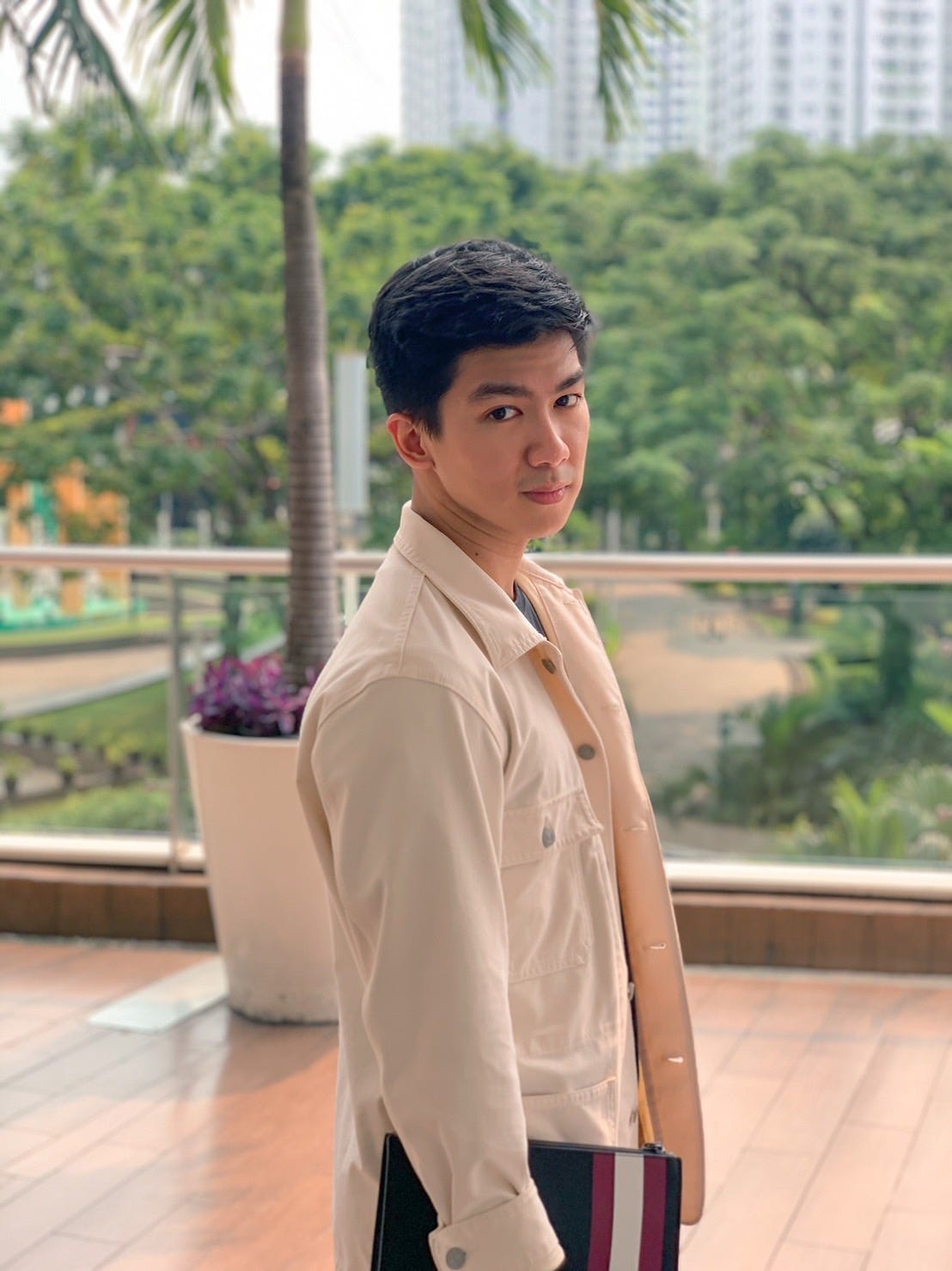 Jonathan Gunawan – Medium