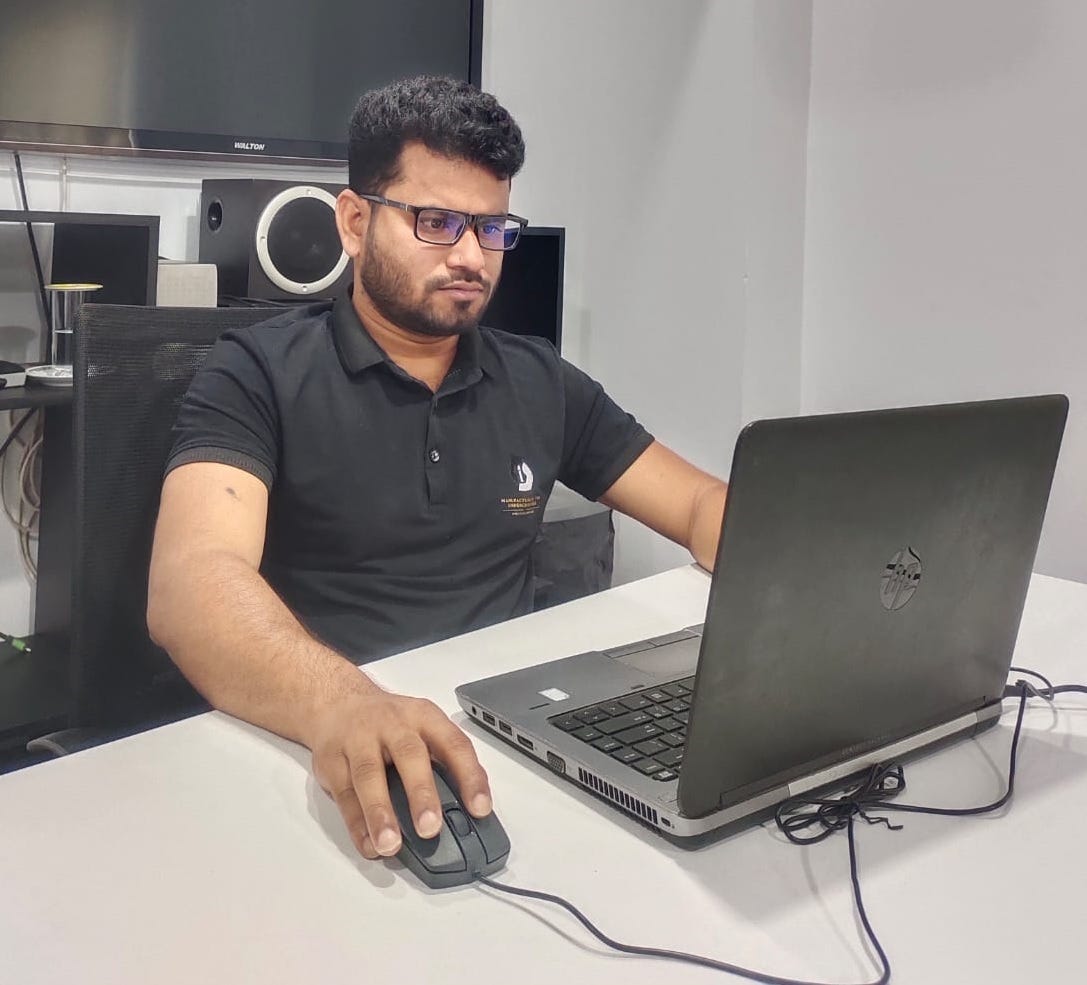 Sorder Russell – Medium