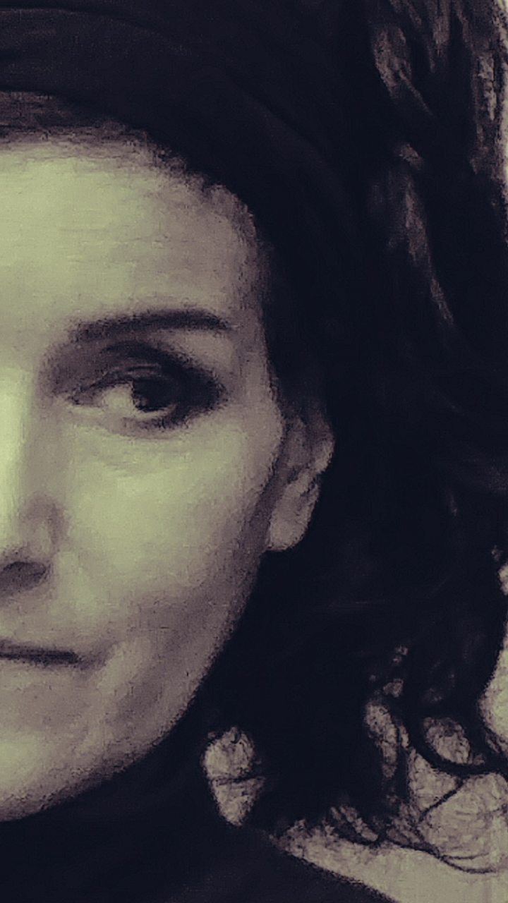 Rebecca Obregon – Medium