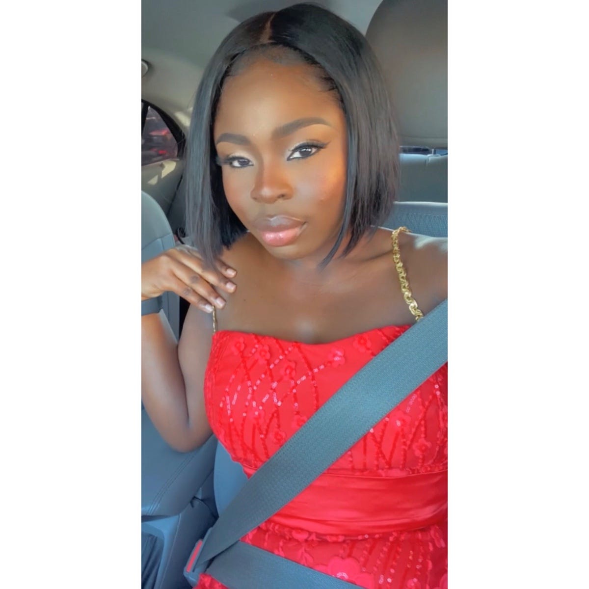 Maame Akua Mpomaa Boadu – Medium