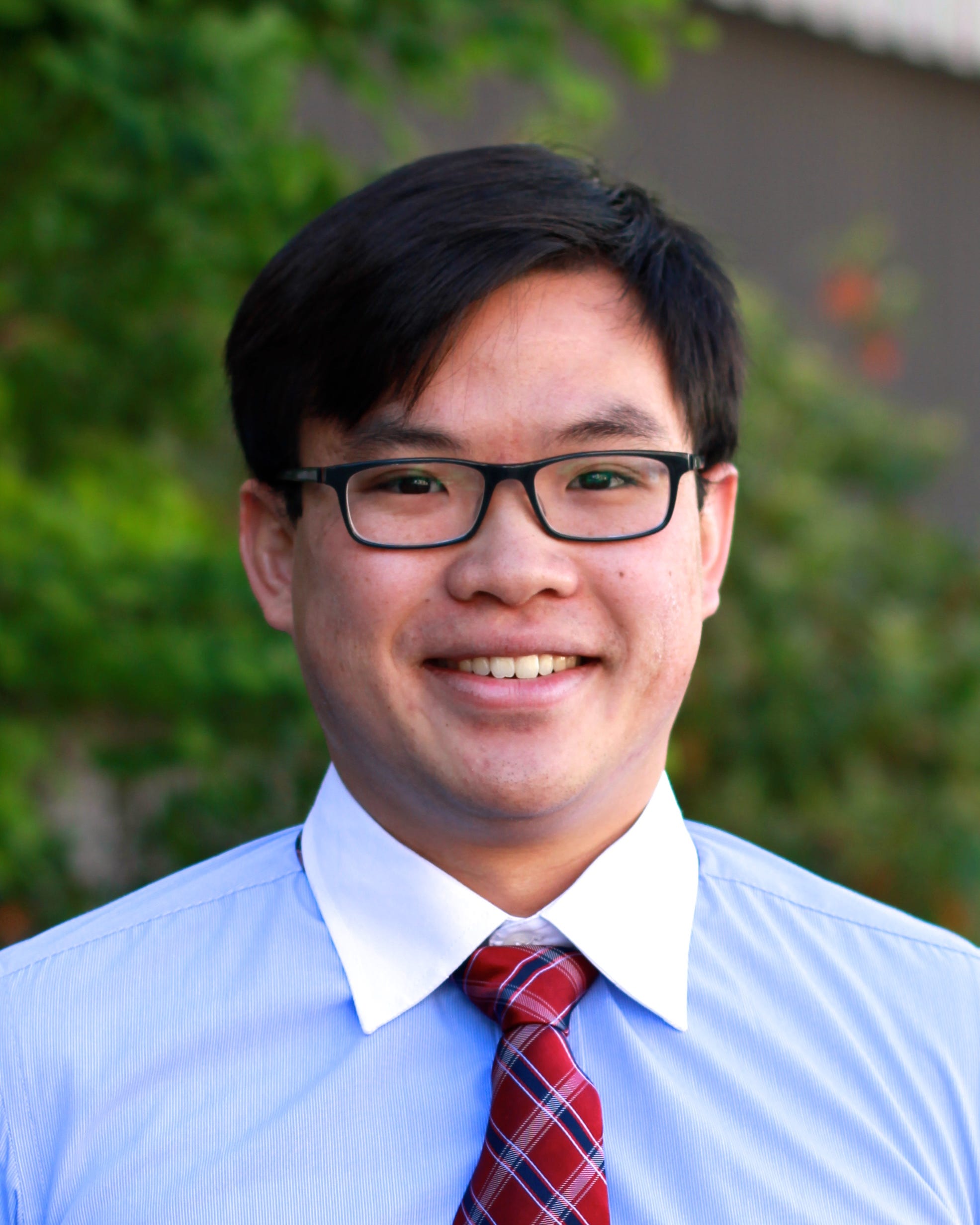 Sidney Le – Medium