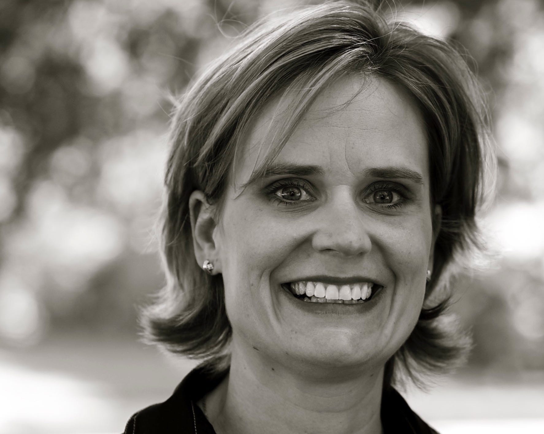 Amy McGlinn – Medium