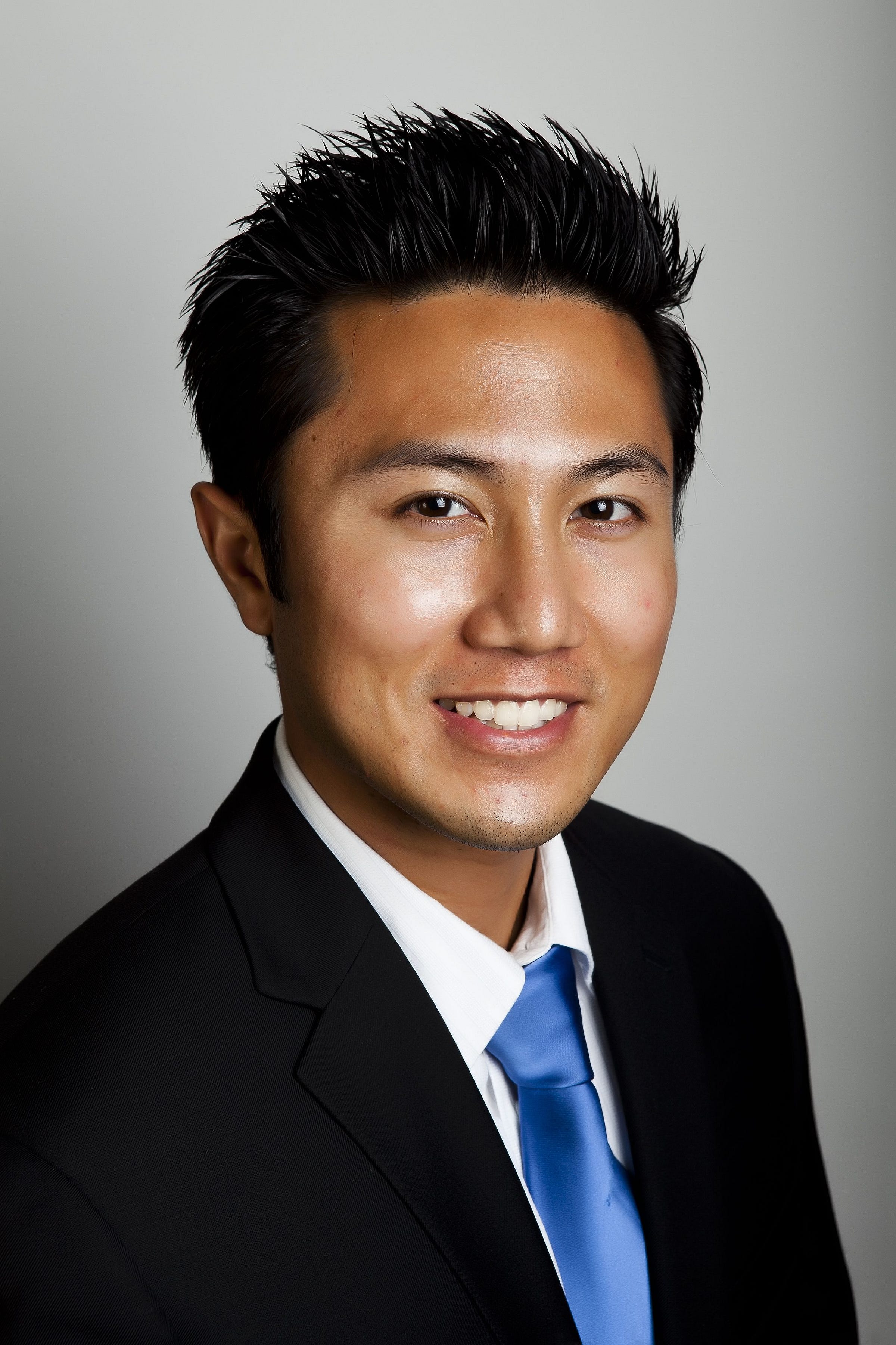 Brian Gamido – Medium