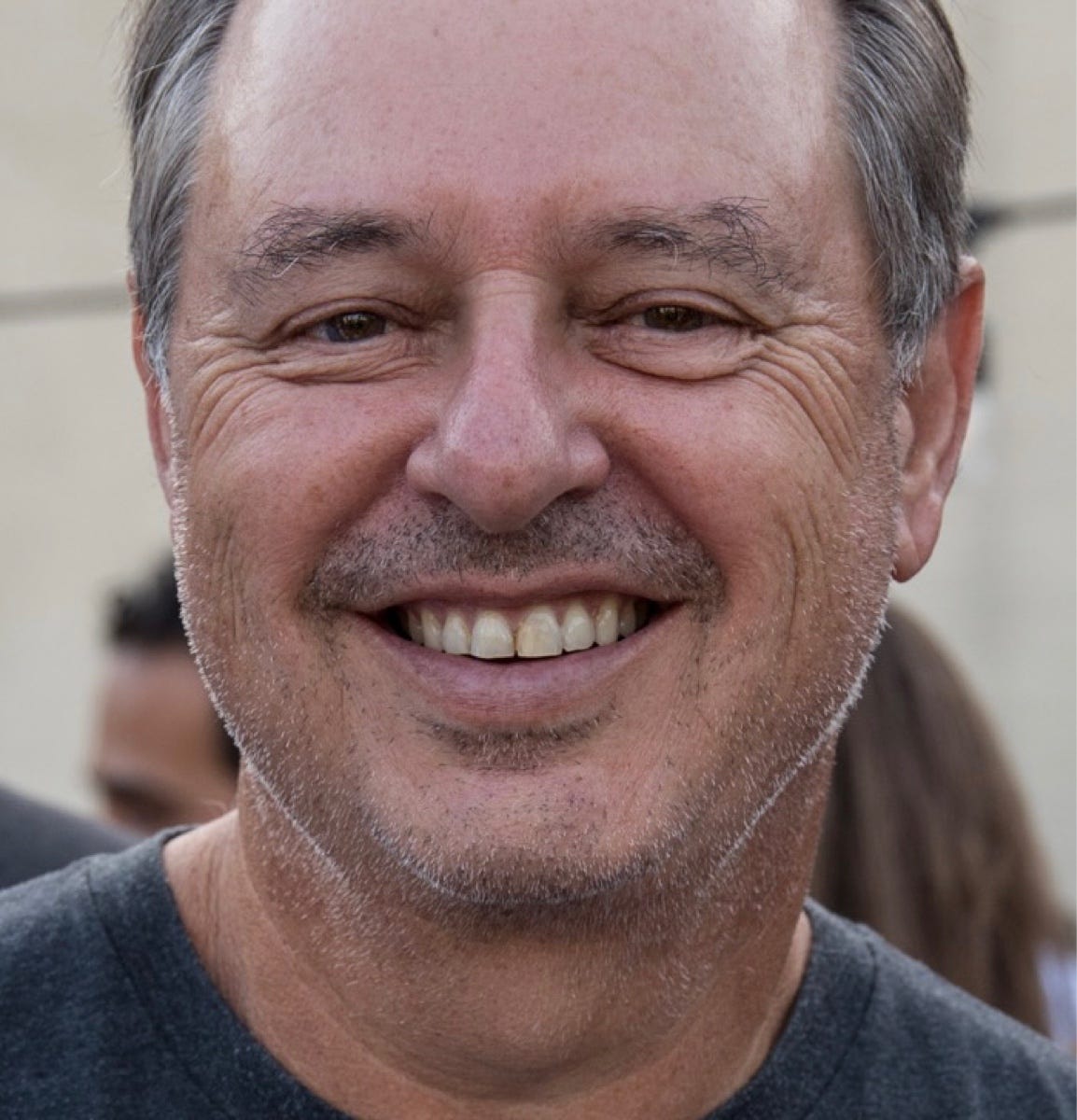 Marc Michel – Medium