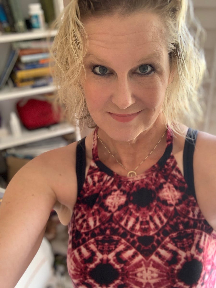 Susan Elizabeth Slater – Medium