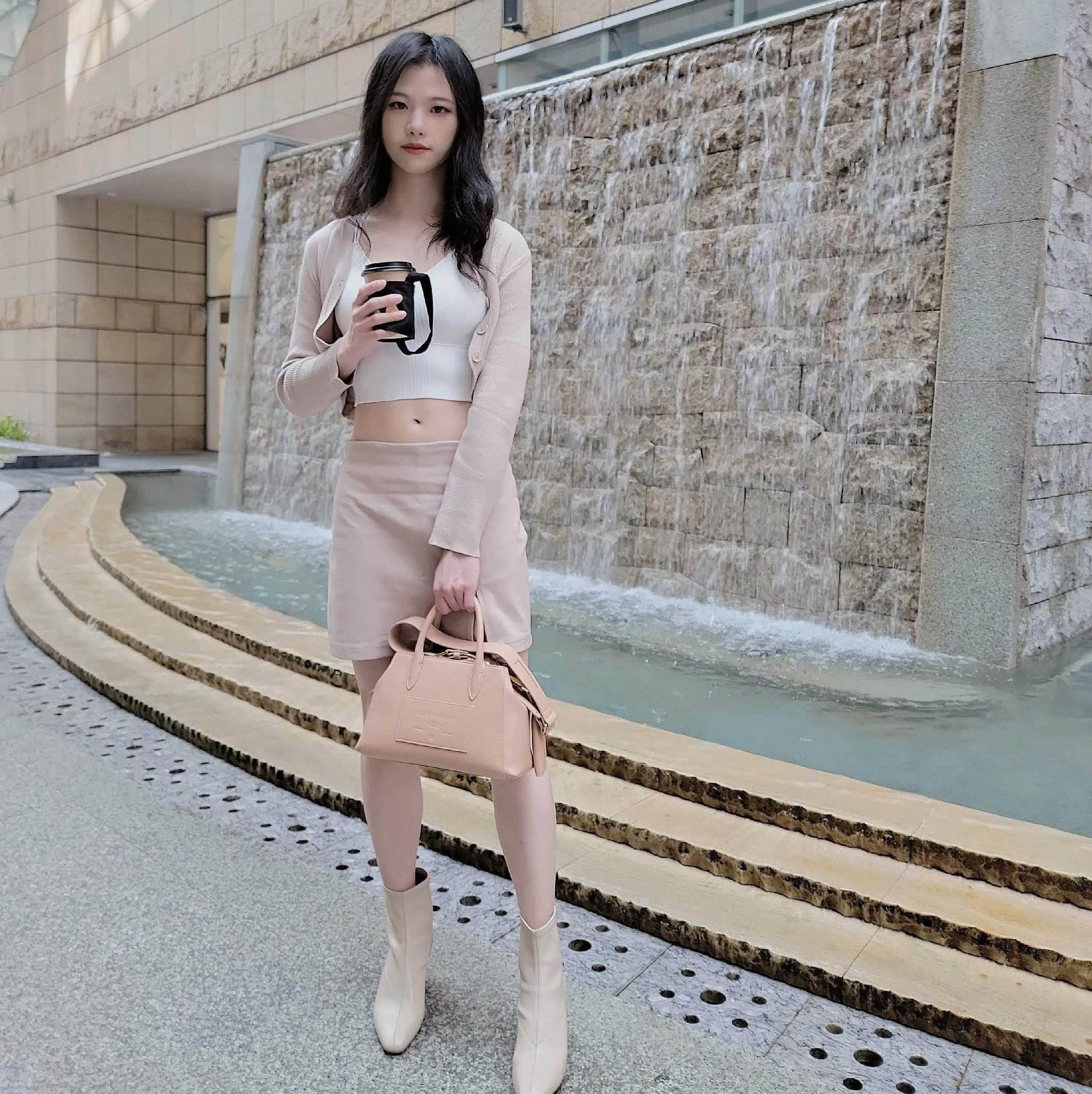 About – Jay/ Fienna Liang – Medium