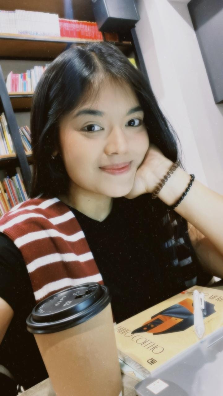 Cindy Olivia – Medium