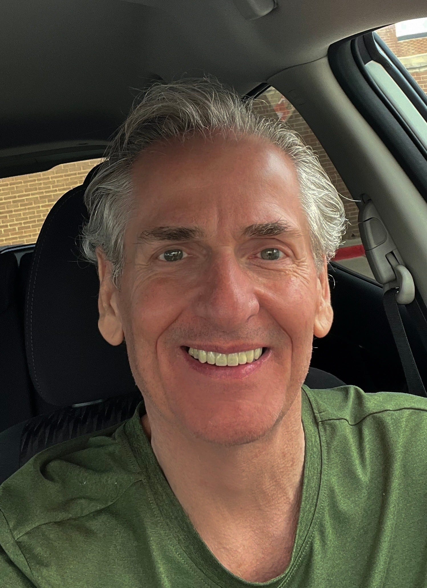 John Edward – Medium