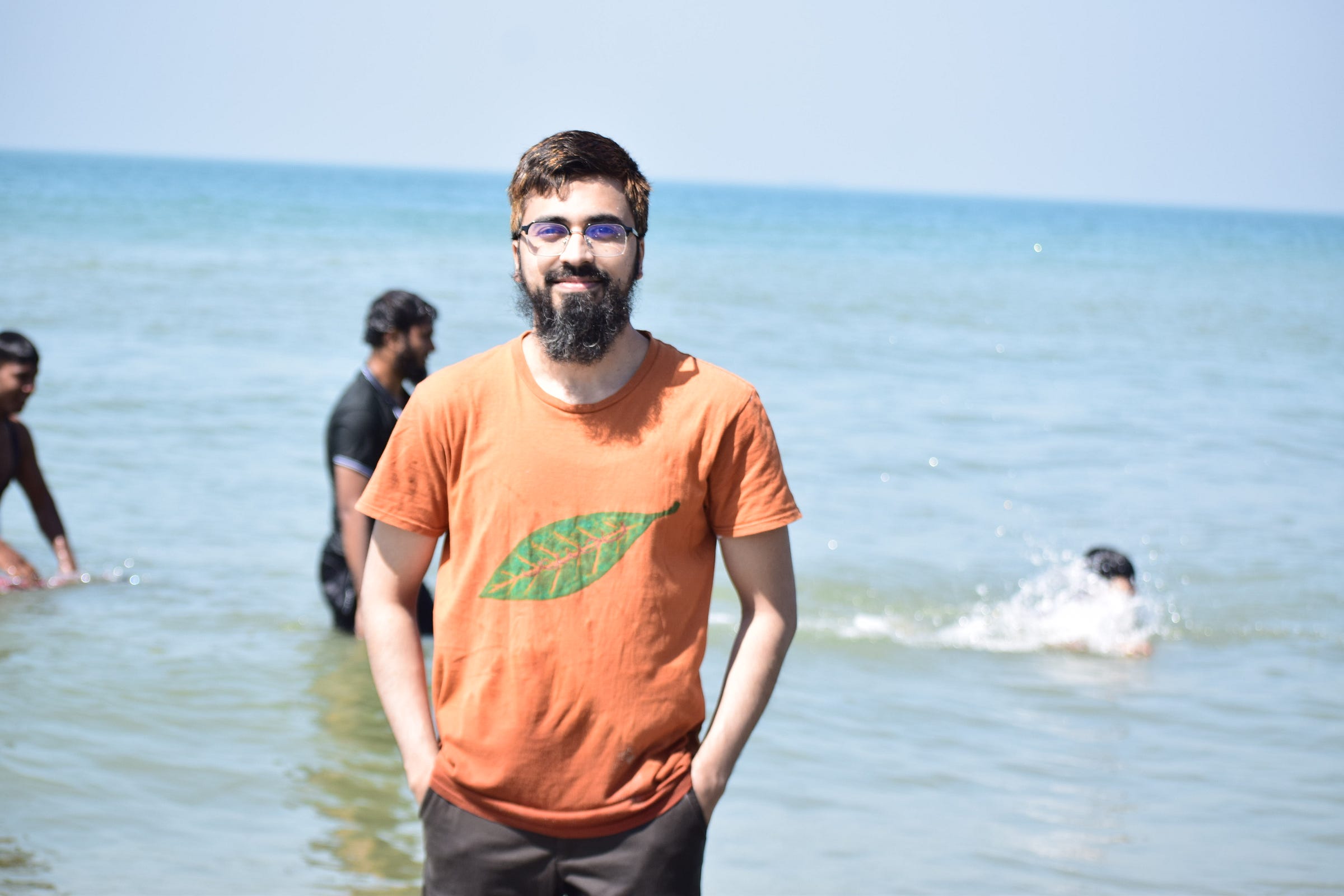 Tahsin Nazim – Medium