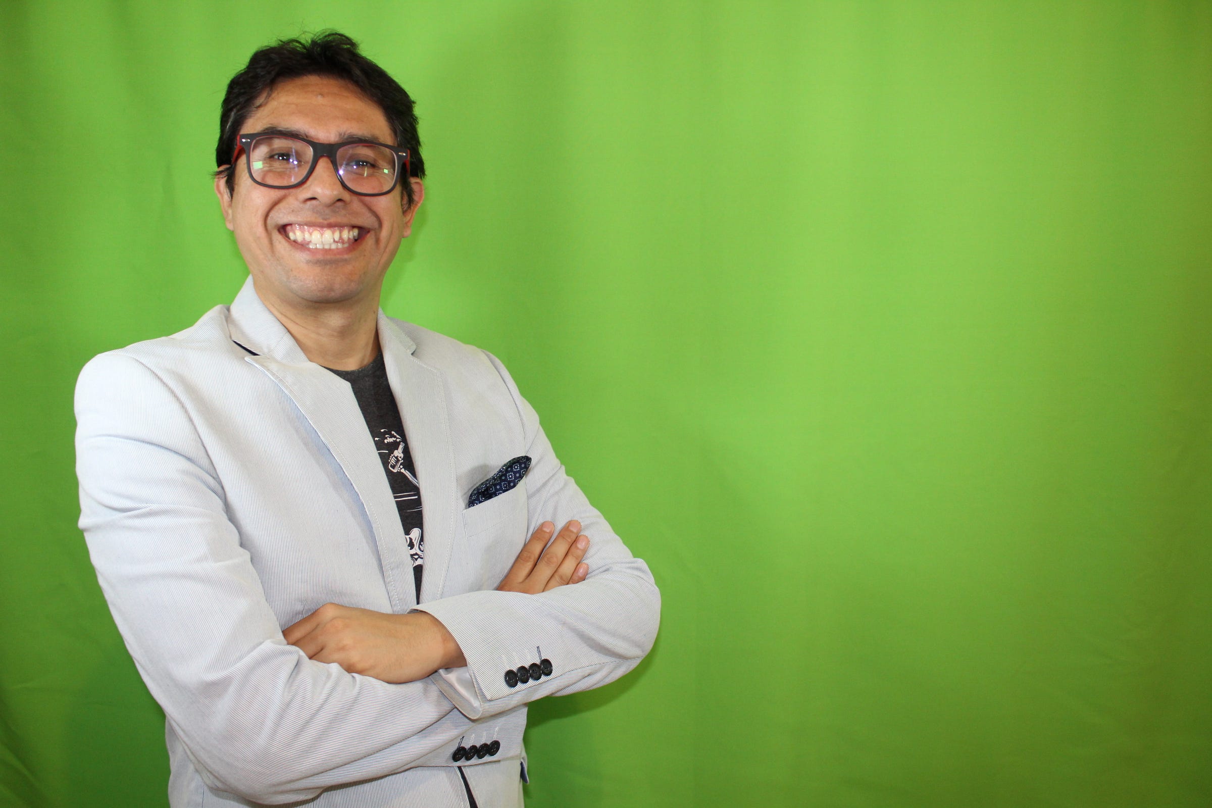 Carlos Cuevas Guerrero – Medium