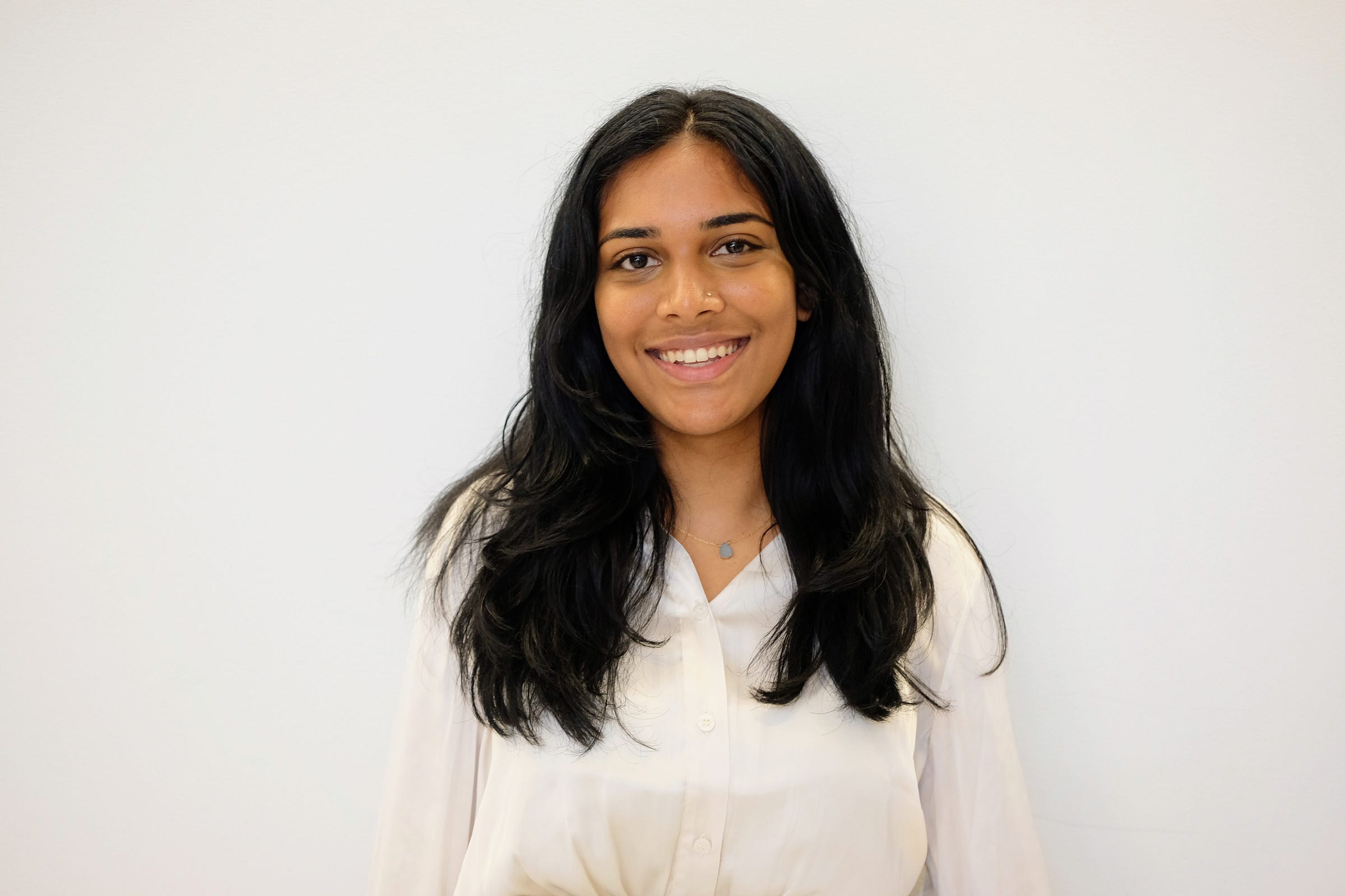 Anushka Shah – Medium