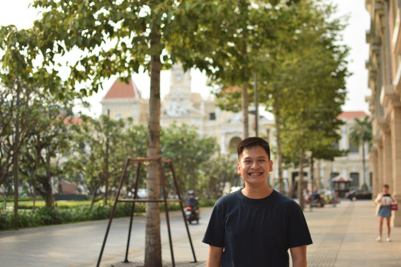 Aaron Reyes – Medium