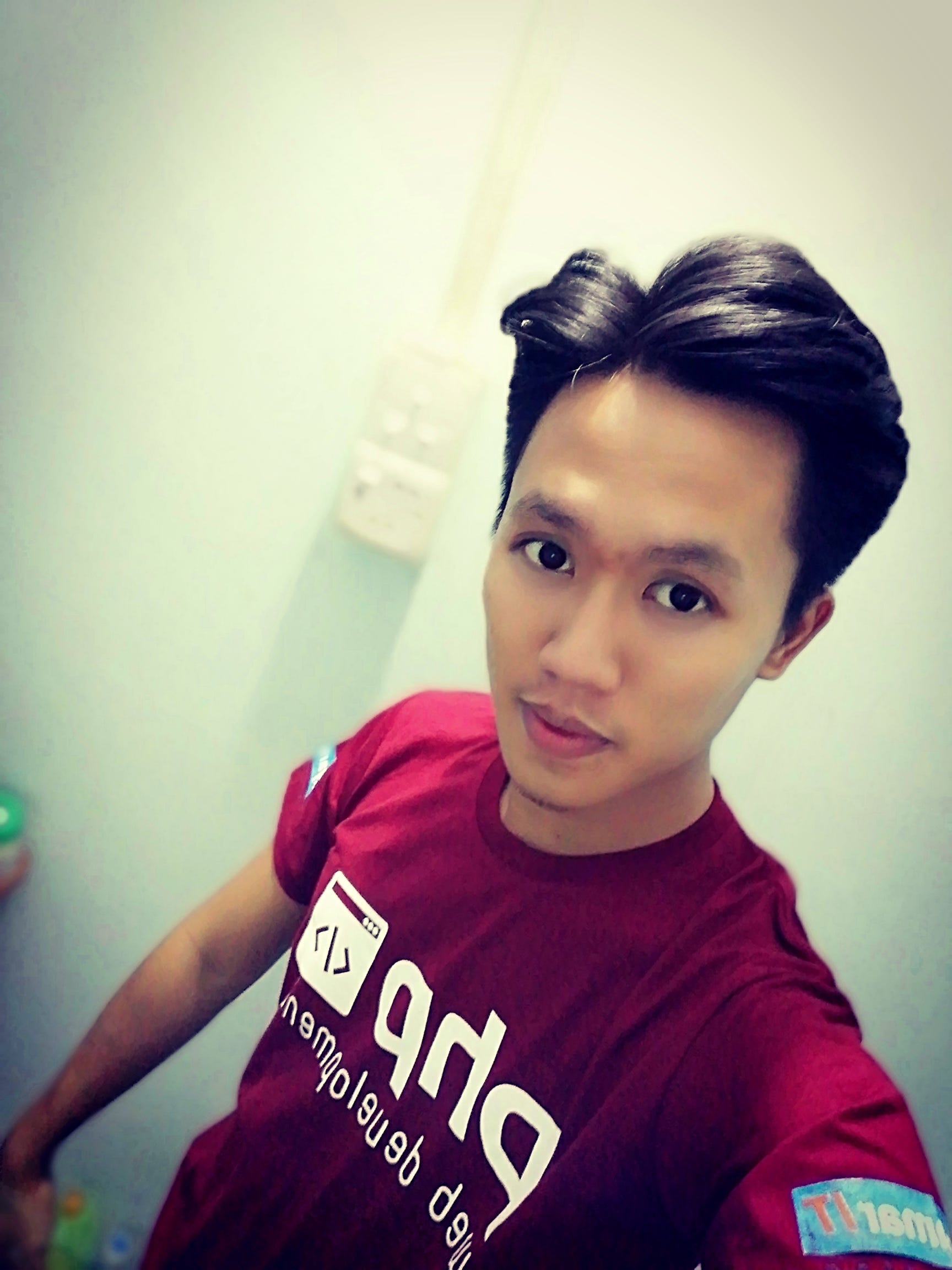 Thet Paing Htut – Medium