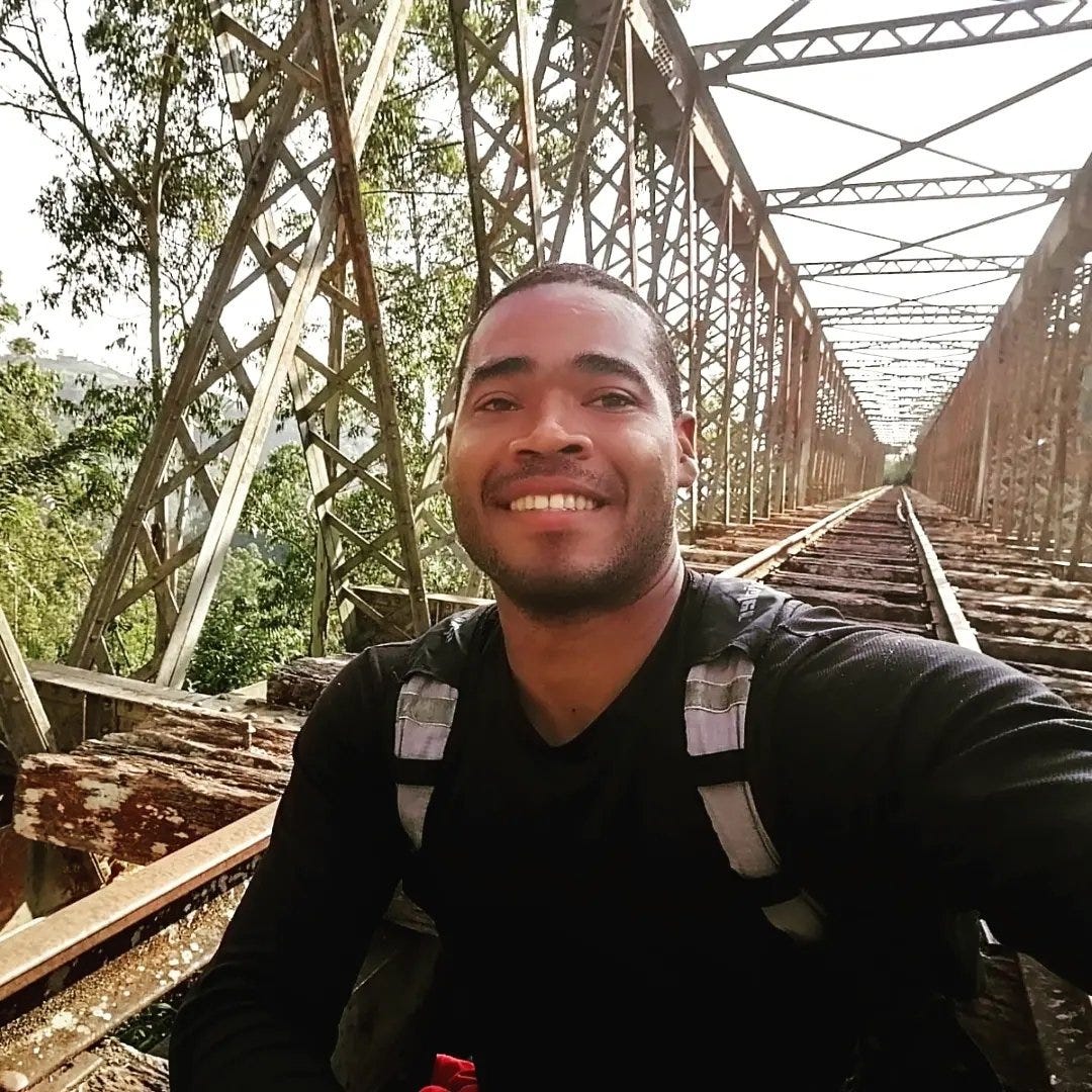 Fernando Payne – Medium