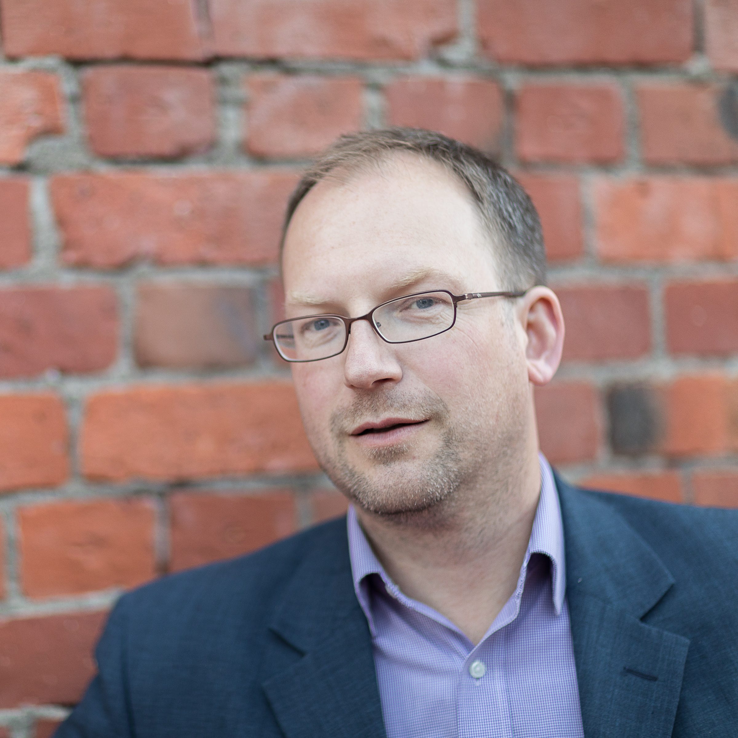 Elrond Burrell – Medium
