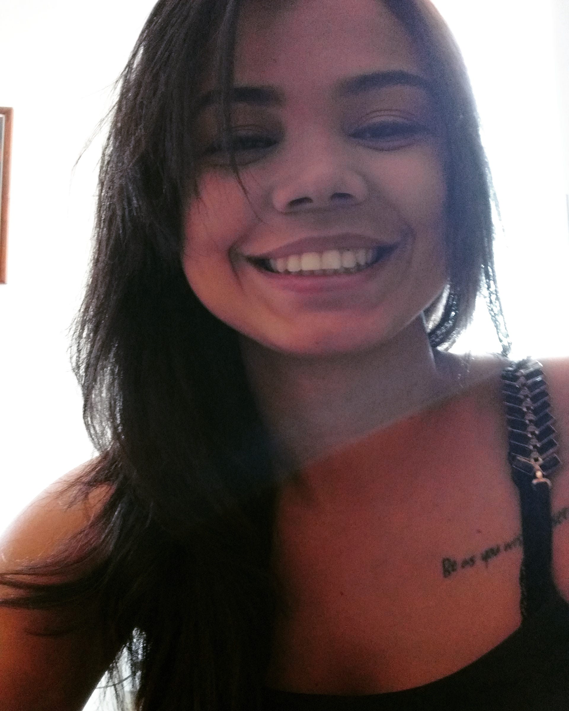 Thabata Gomes – Medium